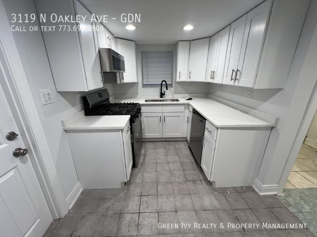 1 BR, 1 BA Apartment 3119 N Oakley Ave, Chicago, IL 60618