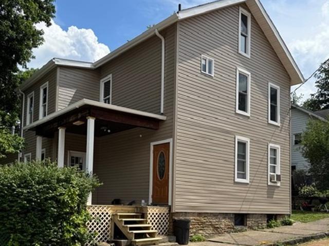 1 BR, 1 BA Apartment 311 5th St, Unit #2, Monongahela, PA 15063