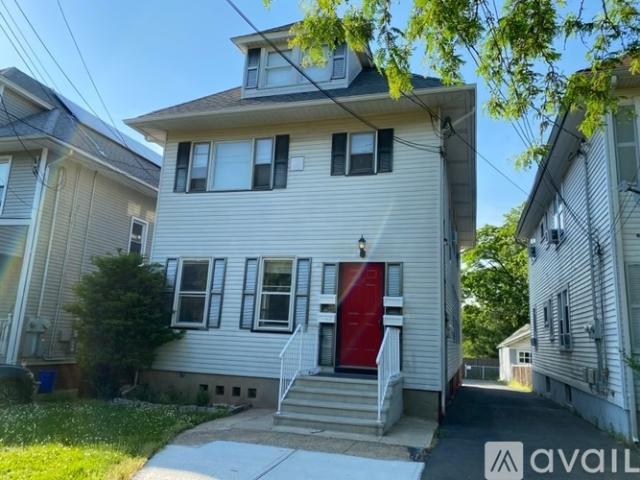 1 BR, 1 BA Apartment 311 Magnolia Street, Unit 1F, Highland Park, NJ 08904