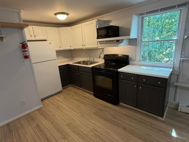 1 BR, 1 BA Apartment 312 Washington Street, Unit A, Rochester, NH 03839
