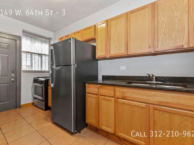 1 BR, 1 BA Apartment 3149 W. 64th St, Chicago, IL 60629