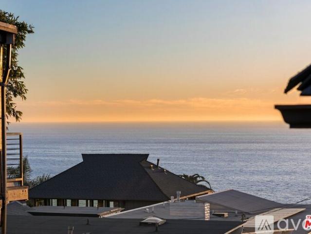 1 BR, 1 BA Apartment 31671 Seacove Dr, Unit A, Laguna Beach, CA 92651