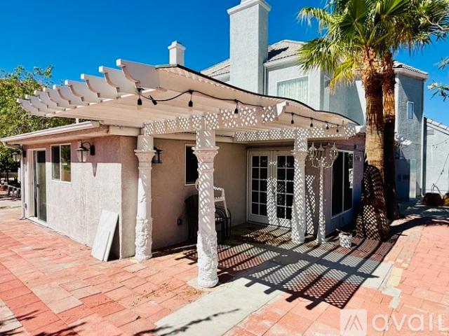 1 BR, 1 BA Apartment 318 Sugar Loaf Dr, Unit 3, Palmdale, CA 93551