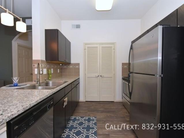 1 BR, 1 BA Apartment 3199 Austin St, Houston, TX 77004