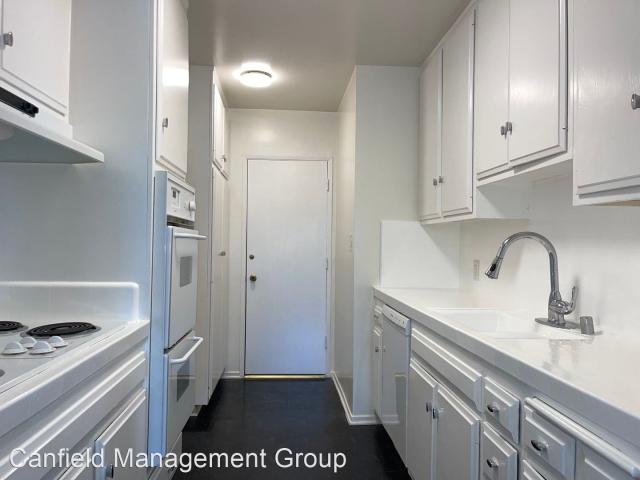 1 BR, 1 BA Apartment 319 South Clark Drive Unit 208, Los Angeles, CA 90048