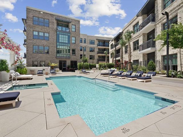 1 BR, 1 BA Apartment 31 Laurens Street Unit 1208, Charleston, SC 29401