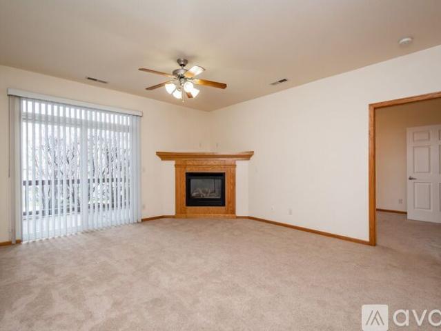 1 BR, 1 BA Apartment 31 Redtail Dr, Unit 8, Coralville, IA 52241
