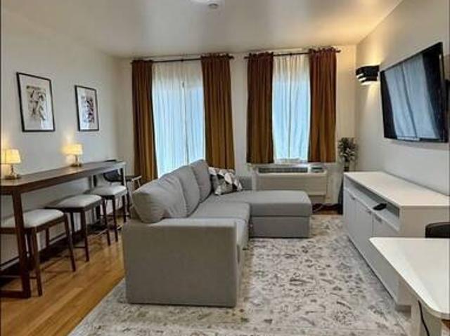1 BR, 1 BA Apartment 31 35 31st Street, Unit 408, Astoria, NY 11106