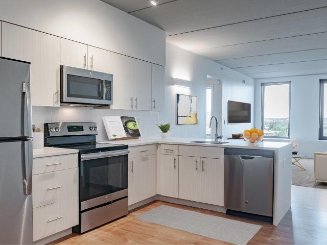 1 BR, 1 BA Apartment 3201 Race St Unit 610, Philadelphia, PA 19104