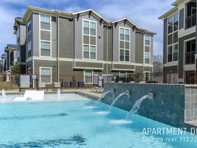 1 BR, 1 BA Apartment 3216 Harvey Rd, College Station, TX 77845