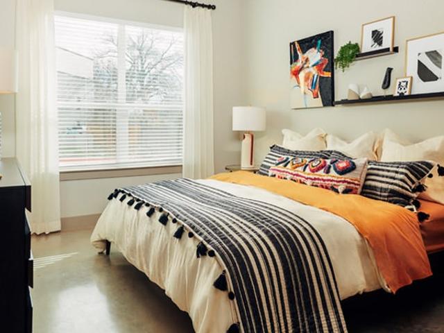 1 BR, 1 BA Apartment 3219 Gonzales St, 78702, TX Austin