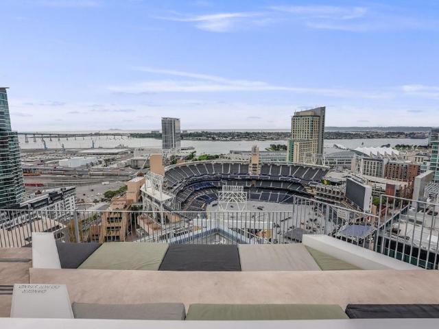 1 BR, 1 BA Apartment 321 Tenth Avenue, San Diego, CA 92101