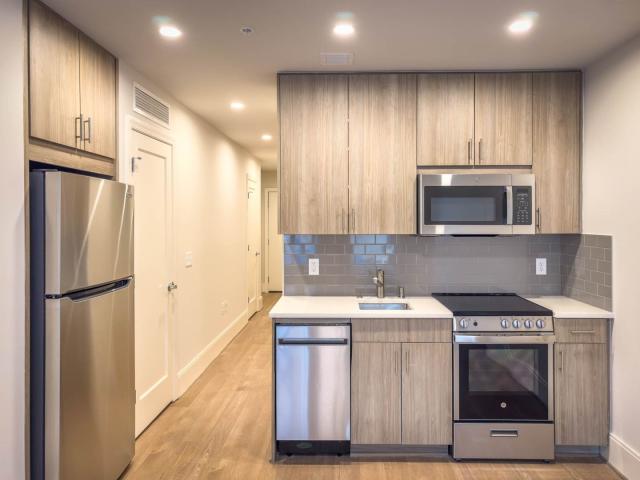 1 BR, 1 BA Apartment 3220 Prospect St NW Unit 118, Washington, DC 20007