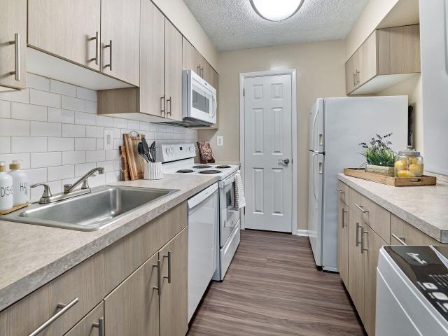 1 BR, 1 BA Apartment 322A Barton Run Blvd Unit 460B, Marlton, NJ 08053