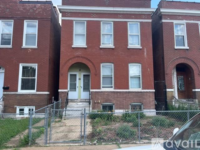 1 BR, 1 BA Apartment 3230 Pennsylvania Avenue, Unit 2F, St. Louis, MO 63118