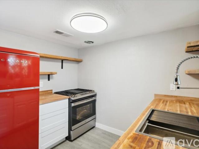 1 BR, 1 BA Apartment 327 North 16th Avenue, Phoenix, AZ 85007