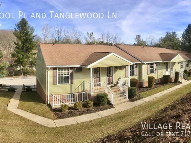 1 BR, 1 BA Apartment 327 North School Place, Dallastown, PA 17313