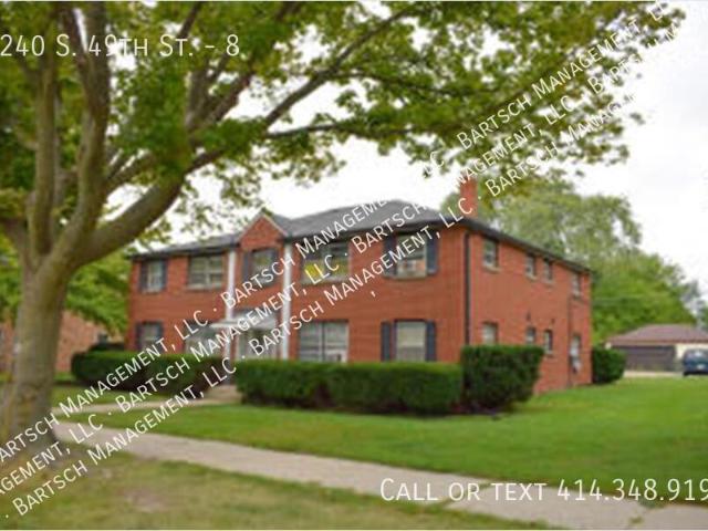 1 BR, 1 BA Apartment 3240 S. 49th St Milwaukee, WI 53219