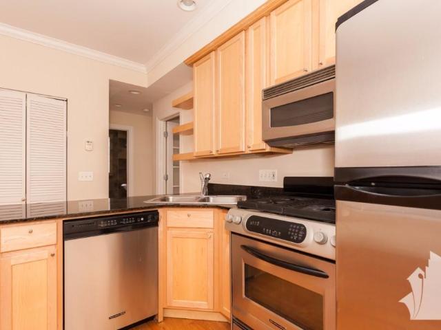 1 BR, 1 BA Apartment 3244 North Clifton, Chicago, NY 60657