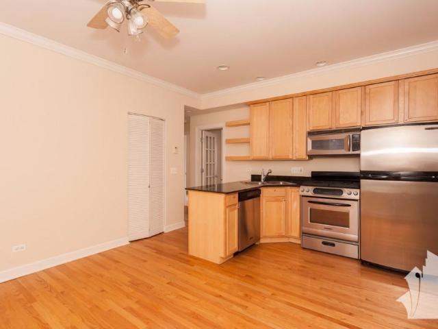 1 BR, 1 BA Apartment 3244 North Clifton, Chicago, IL 60657
