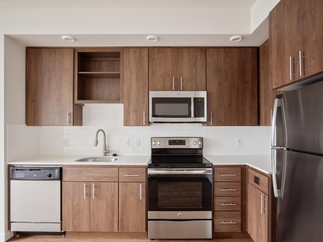 1 BR, 1 BA Apartment 3270 N Vancouver Ave Unit 1 403, Portland, OR 97227