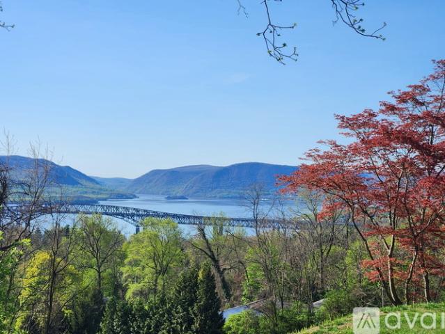 1 BR, 1 BA Apartment 328 Balmville Lane, Unit Hudson River Suite, Newburgh, NY 12550