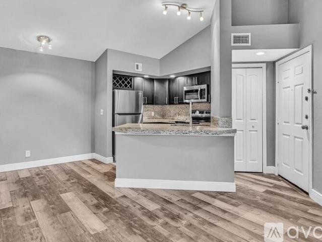 1 BR, 1 BA Apartment 3300 Pinewalk Dr N, Unit 1925, Margate, FL 33063