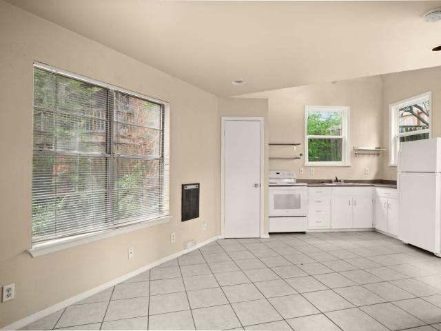 1 BR, 1 BA Apartment 3302 Hemlock, Austin, TX 78722