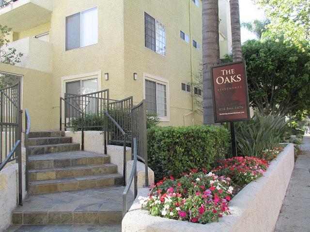 1 BR, 1 BA Apartment 330 North Screenland Drive Unit 126, Burbank, CA 91505