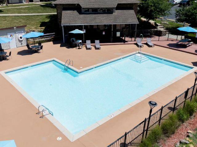 1 BR, 1 BA Apartment 3311 East Red Bridge Road Unit 11105 4, Kansas City, MO 64137