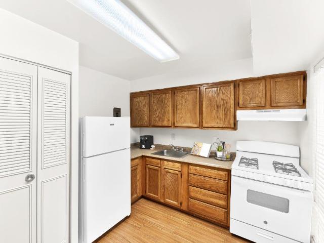 1 BR, 1 BA Apartment 3313 C Street Southeast Unit 3313 B23, Washington, DC 20019