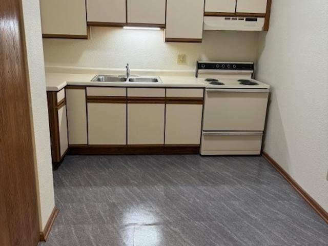 1 BR, 1 BA Apartment 331 W Main St., Waukesha, WI 53186