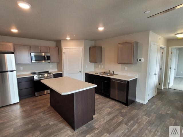 1 BR, 1 BA Apartment 331 B Cheyenne Blvd, Unit 11, Box Elder, SD 57719