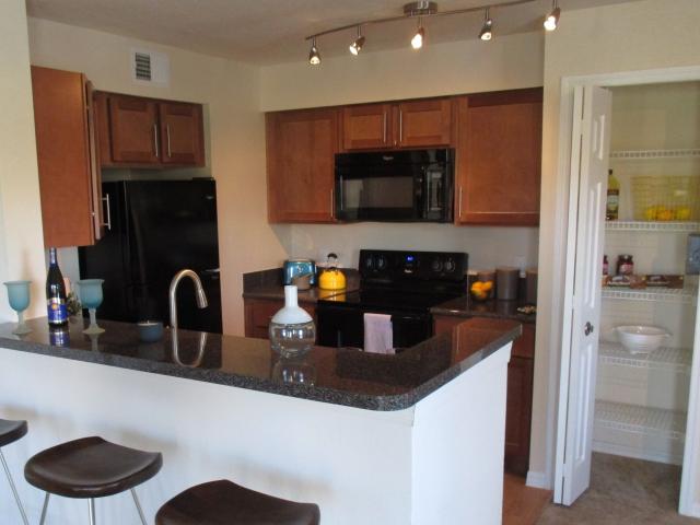 1 BR, 1 BA Apartment 3320 Bermuda Isle Circle Unit 00923, Naples, FL 34109