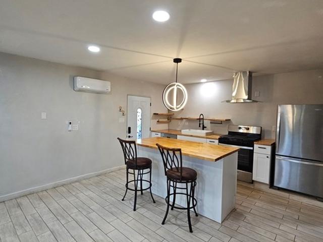 1 BR, 1 BA Apartment 3323 Camino Prado Vista, Unit B, Santa Fe, NM 87507