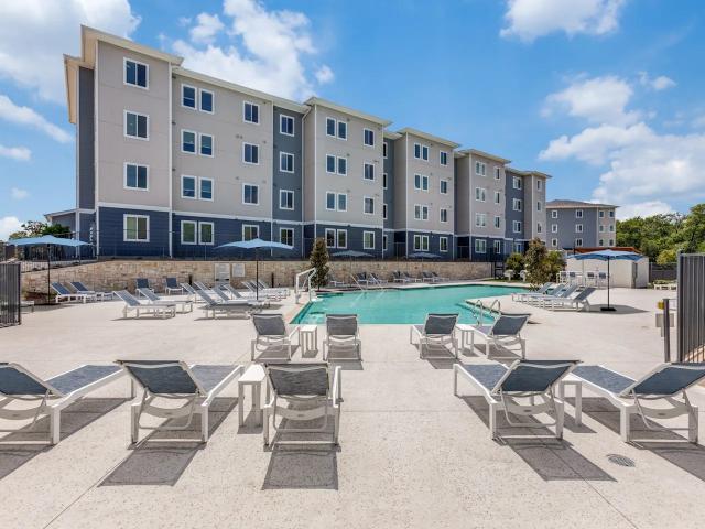 1 BR, 1 BA Apartment 3336 Caseybridge Ct, Austin, TX 78744
