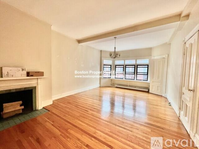1 BR, 1 BA Apartment 337 Beacon St, Unit 5K, Boston, MA 02116
