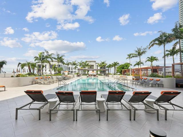 1 BR, 1 BA Apartment 334 2nd Avenue South Unit 0507, Saint Petersburg, FL 33701