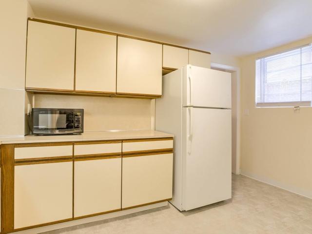 1 BR, 1 BA Apartment 336 South 37th Street Unit 6, Omaha, NE 68131