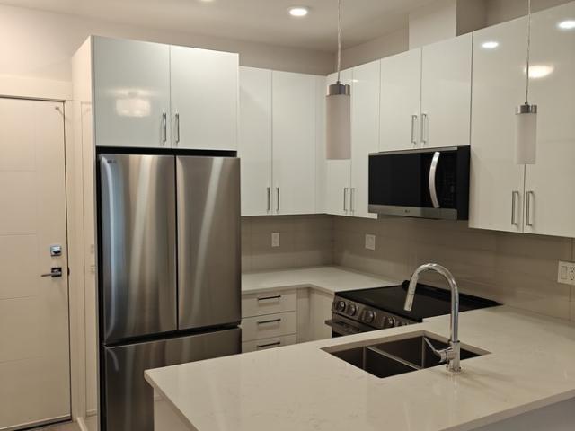 1 BR, 1 BA Apartment 33996 Pine Street, Abbotsford, BC V2S 2P3