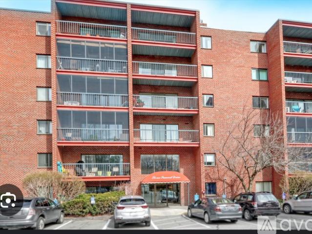 1 BR, 1 BA Apartment 3 Summit Drive, Unit 55, Reading, MA 01867