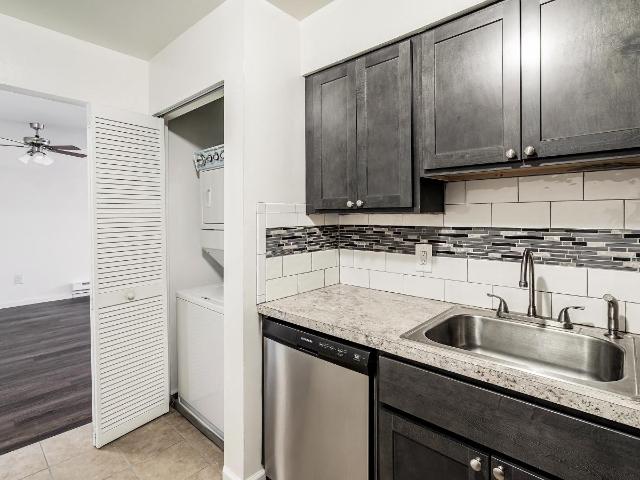 1 BR, 1 BA Apartment 3 Throckmorton Ave Unit 313, Eatontown, NJ 07724