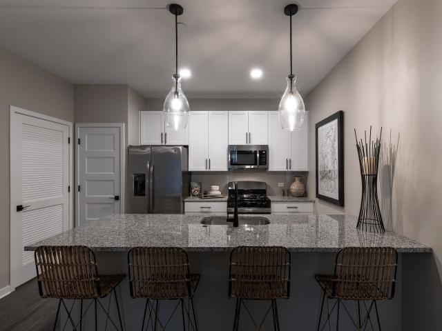 1 BR, 1 BA Apartment 3S635 Everton Drive Unit 701 311, Warrenville, IL 60555