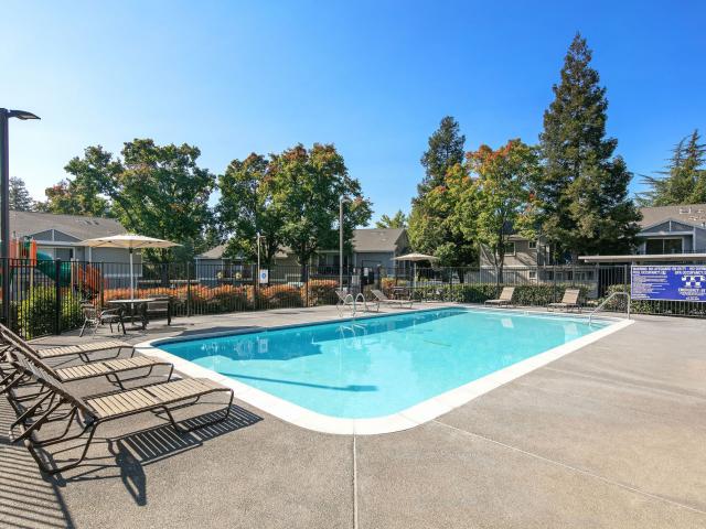 1 BR, 1 BA Apartment 4400 Shandwick Drive Unit 209, Antelope, CA 95843