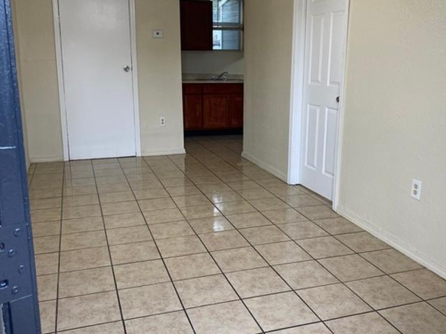 1 BR, 1 BA Apartment 4404 Boxwood Rd, Unit Apt#20, San Antonio, TX 78222