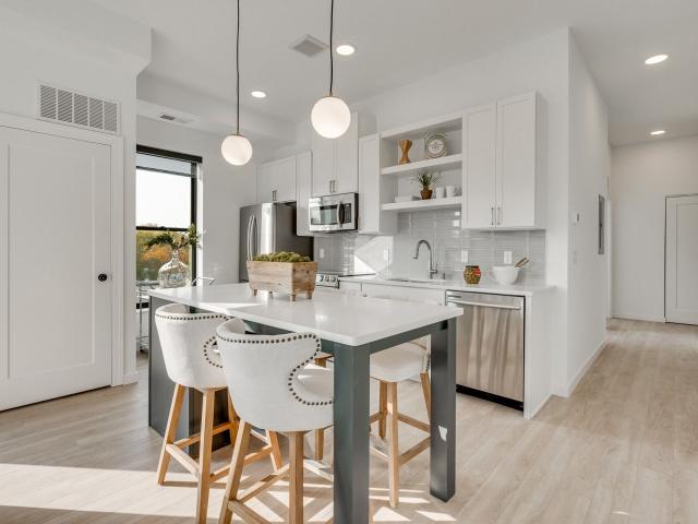 1 BR, 1 BA Apartment 4418 Beard Avenue South Unit 308, Minneapolis, MN 55410