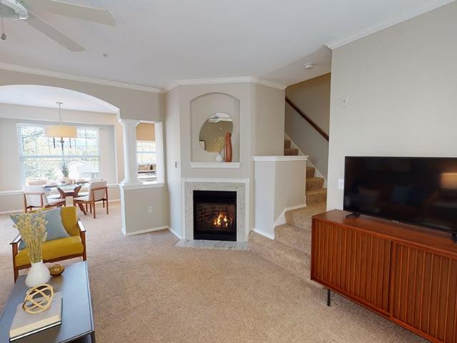 1 BR, 1 BA Apartment 4425 Issaquah Pine Lake Road Southeast Unit K21, Sammamish, WA 98075