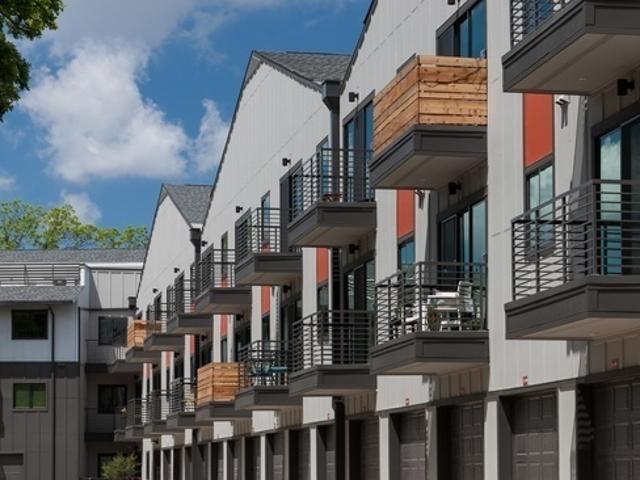 1 BR, 1 BA Apartment 444 West Commerce St, Dallas, TX 75208