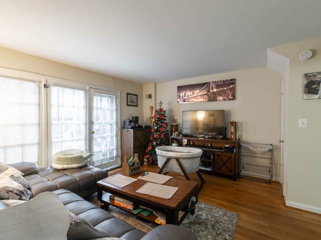 1 BR, 1 BA Apartment 4450 Macarthur Blvd NW, Washington, DC 20007