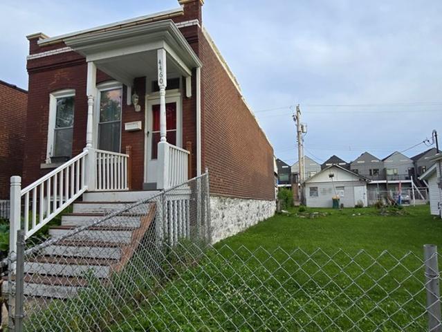1 BR, 1 BA Apartment 4460 Norfolk Avenue, St. Louis, MO 63110